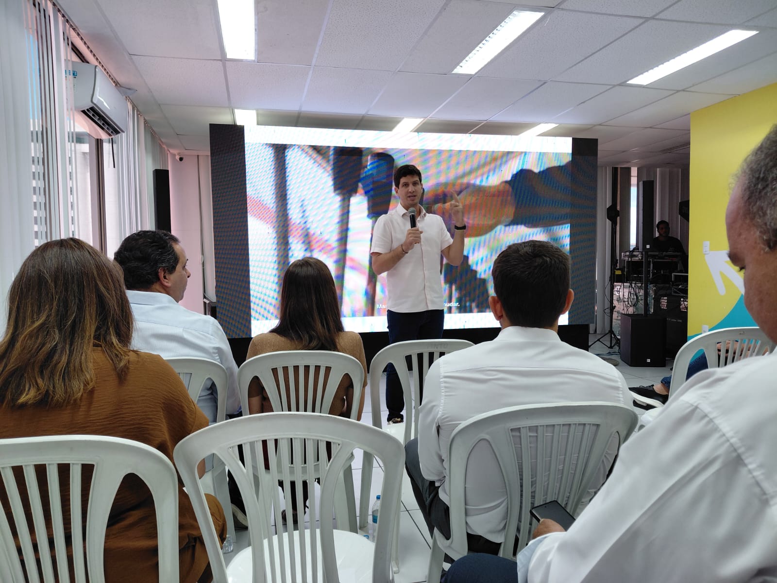 João Campos fala em legado e sentimento de dever cumprido no lançamento ...